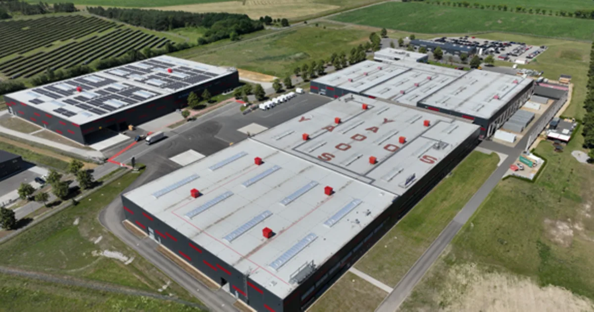 Drohne statt Wachschutz: Smarte Sicherheit fürs Werksgelände | IoT Telekom